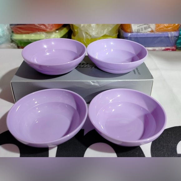 Tupperware | Toys | Tupperware Play Set Of 4 Kids Mini Bowls | Poshmark